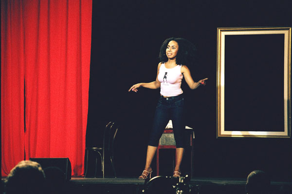 Maria Costa Redefiniendo A Los Machos - Al Borde