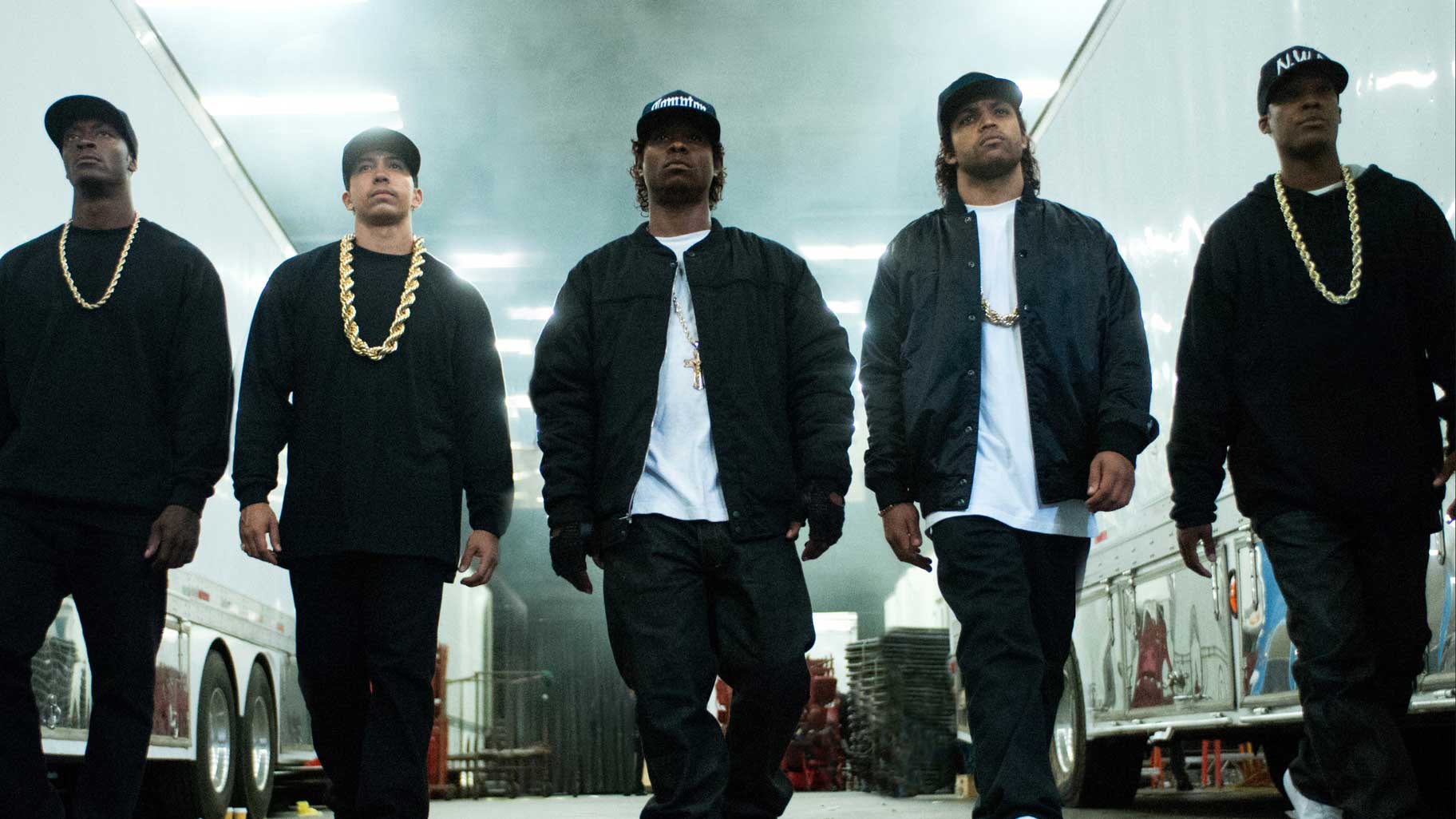 Compton, por fin, tendrá un cine - Al Borde